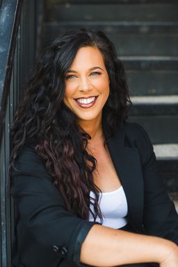 Andria Suderman - Coldwell Banker Neumann Real Estate, Brokerage ...